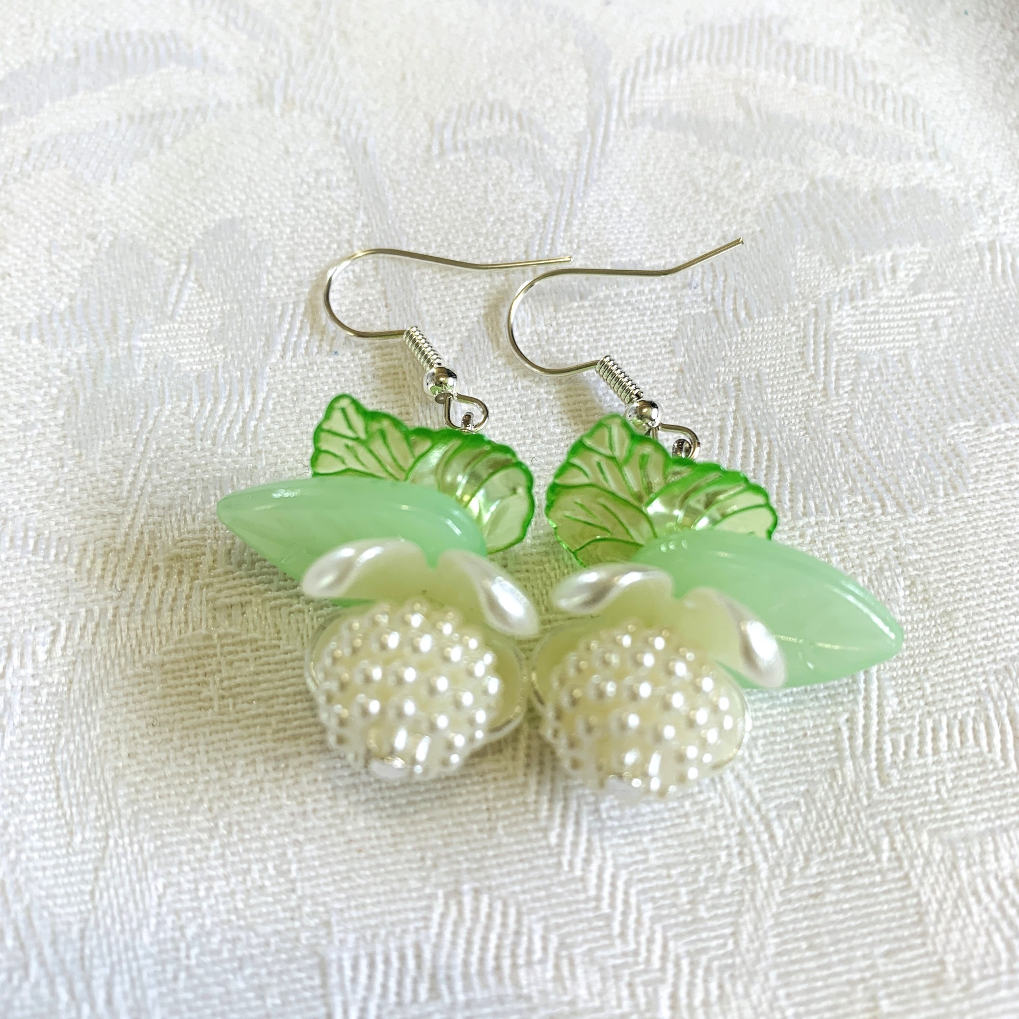 Floral and Novelty jewellery – by Bronwyn Angela White